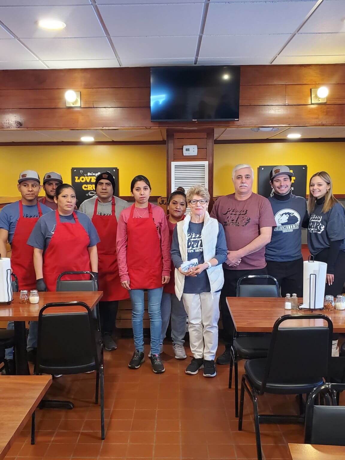 Ribbon Cutting: Pizza Del Re - Eau Claire Area Chamber of Commerce